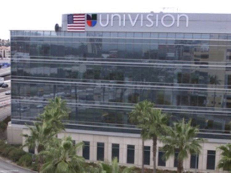 Univisión lanzaría más canales de cable - Televisión