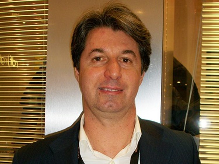 Chello Zone sells channel Mediaset Italia in the Netherlands - English